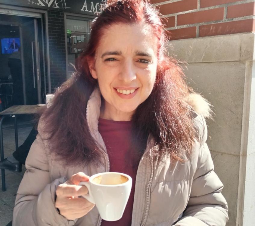 Hacer amigas o una buena amiga